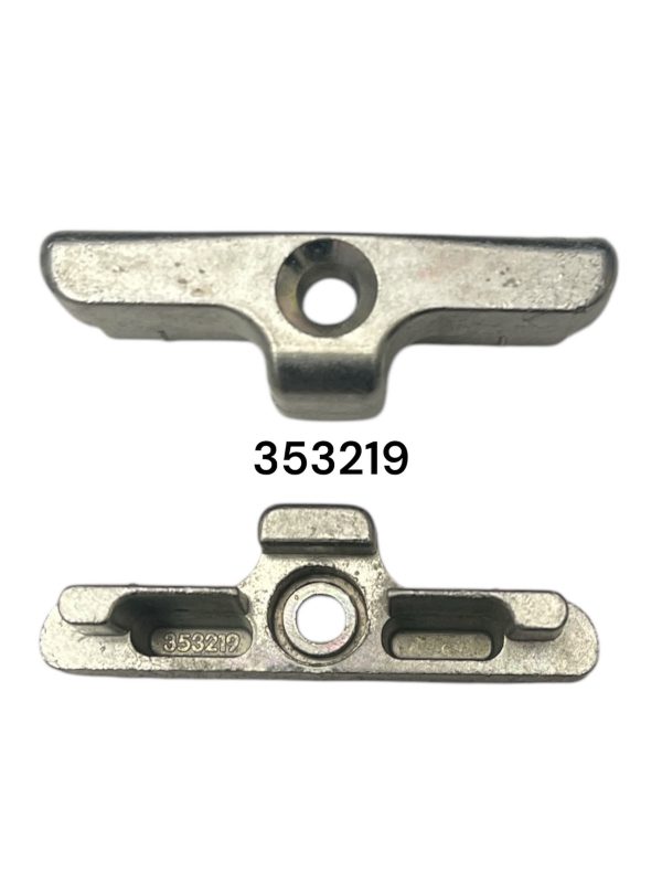 Gâche de galet MACO 353219 pour profil PVC - Thoumyre.fr